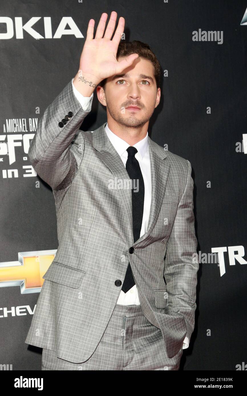 Shia LaBeouf attends the 'Transformers: Dark Side Of The Moon' premiere ...