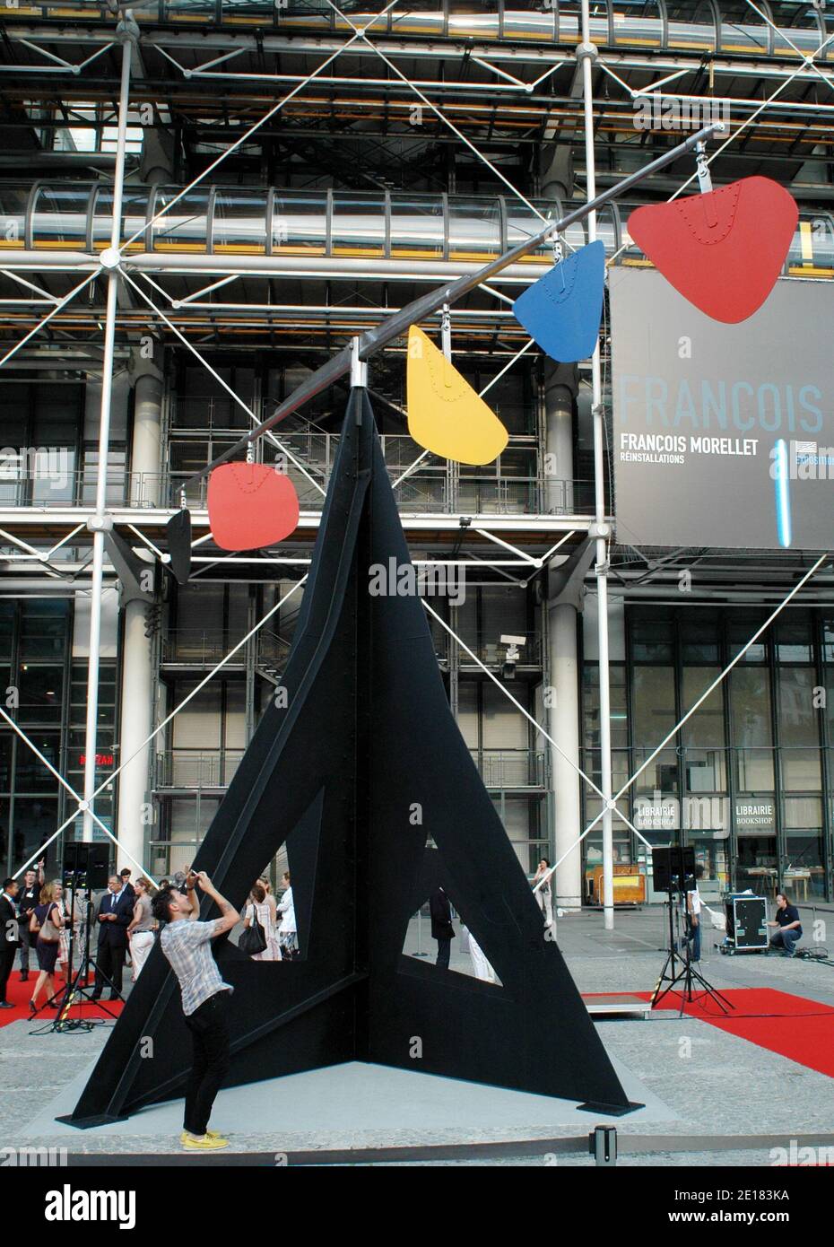 Alexander calder’s mobiles hi-res stock photography and images - Alamy