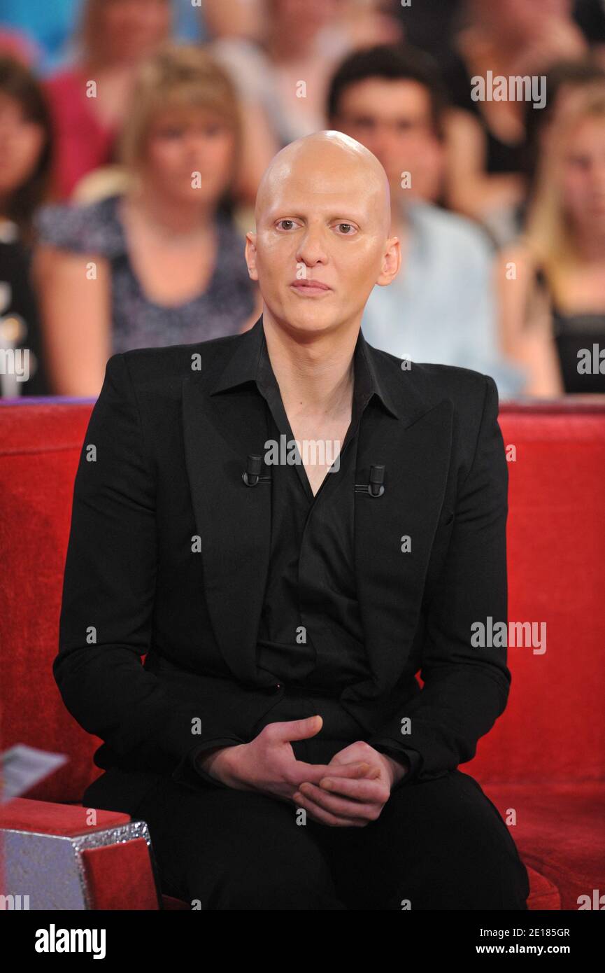Ali mahdavi hi-res stock photography and images - Alamy