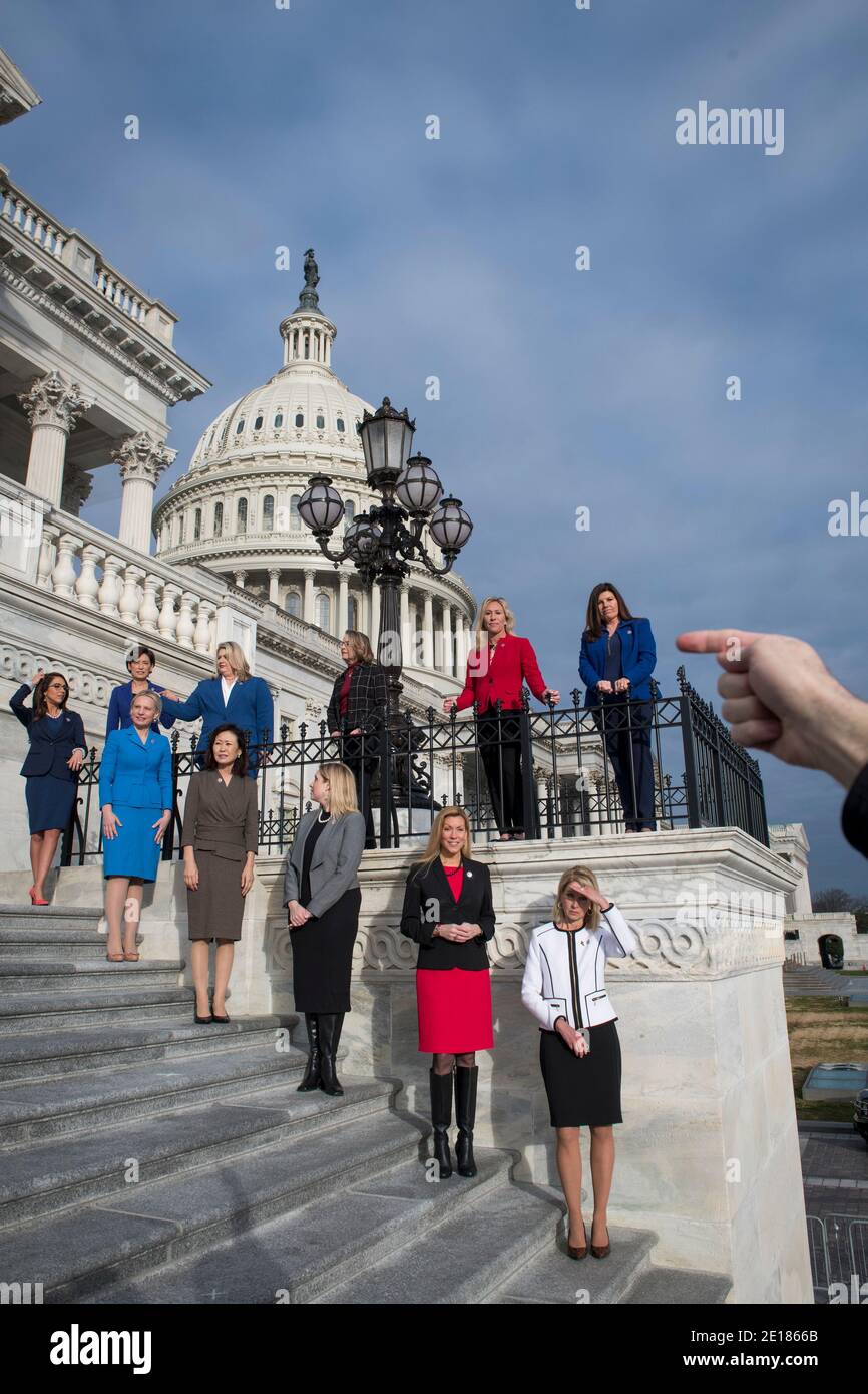 117th congress steps hi-res stock photography and images - Alamy