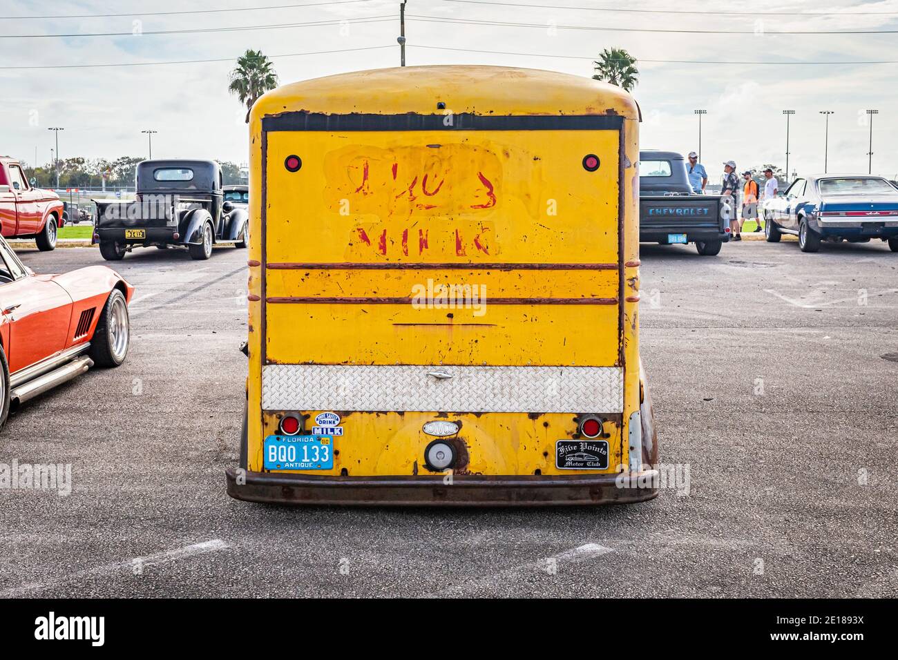 Milk delivery truck hi-res stock photography and images - Alamy