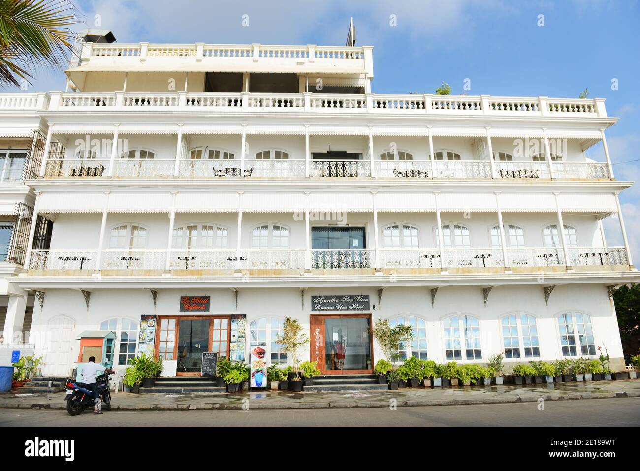 Hotel ajantha sea view hi-res stock photography and images - Alamy