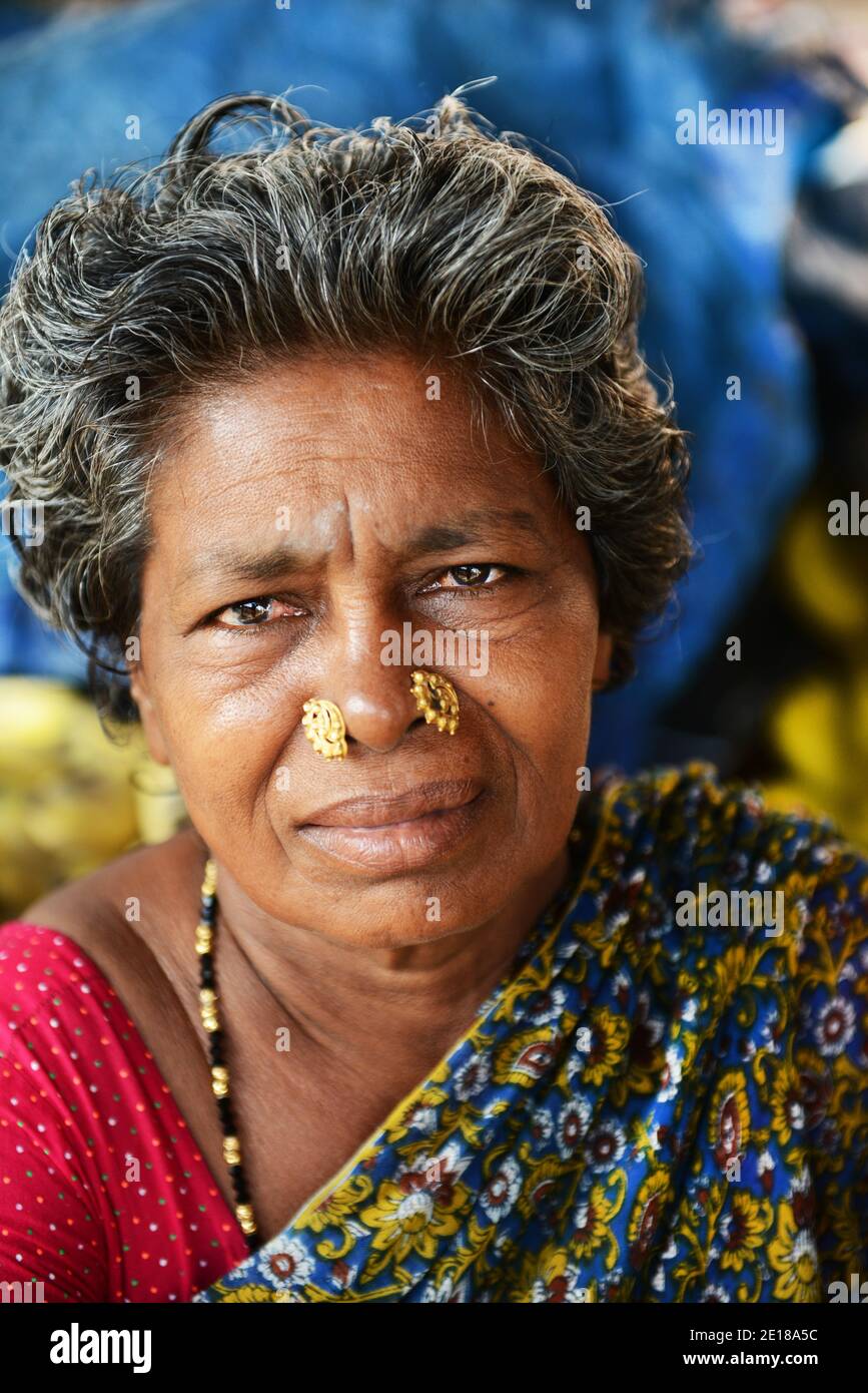 Tamil woman hi-res stock photography and images - Alamy