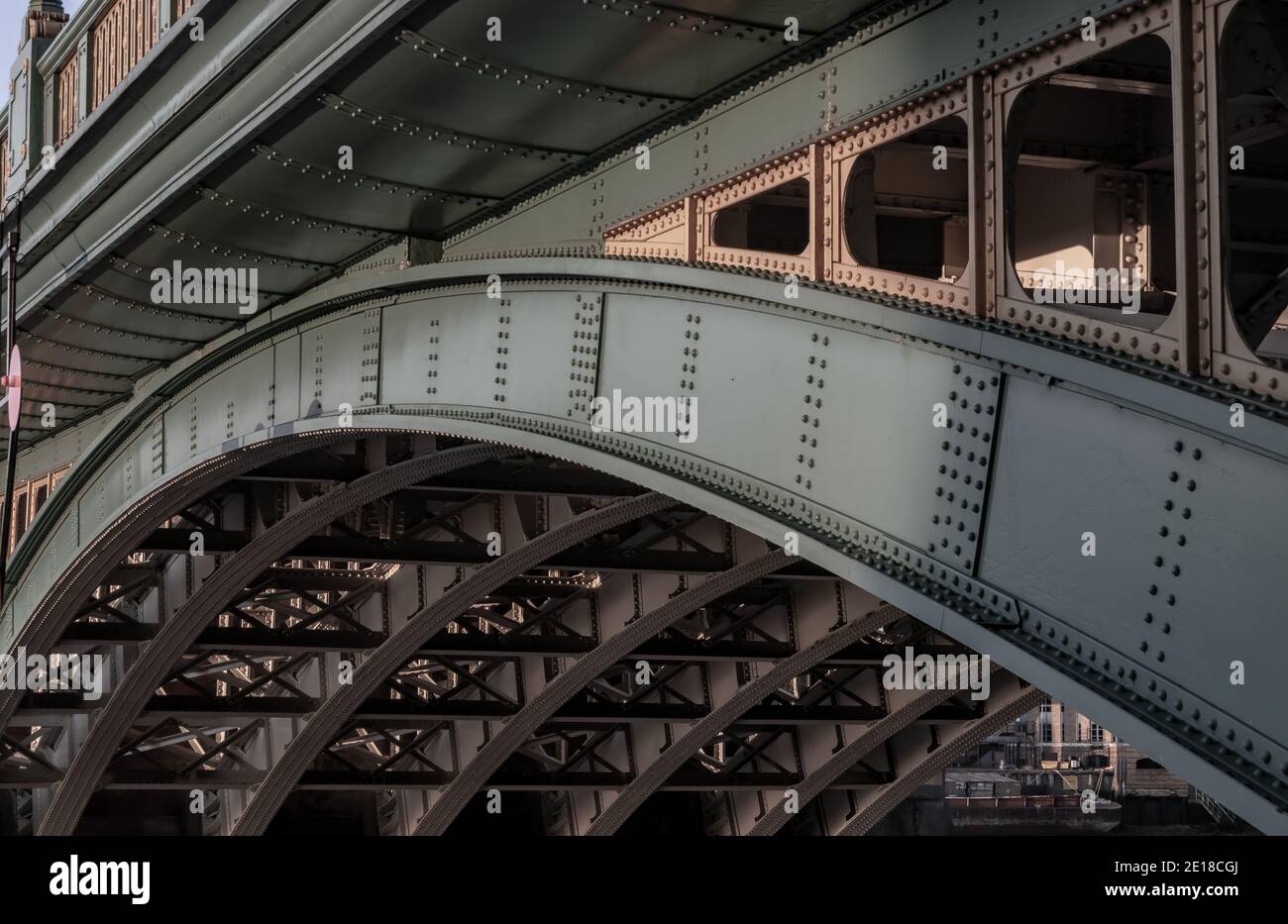 London, Enland - Apr 20, 2019 : Side view of Beams and Rivets-structure ...