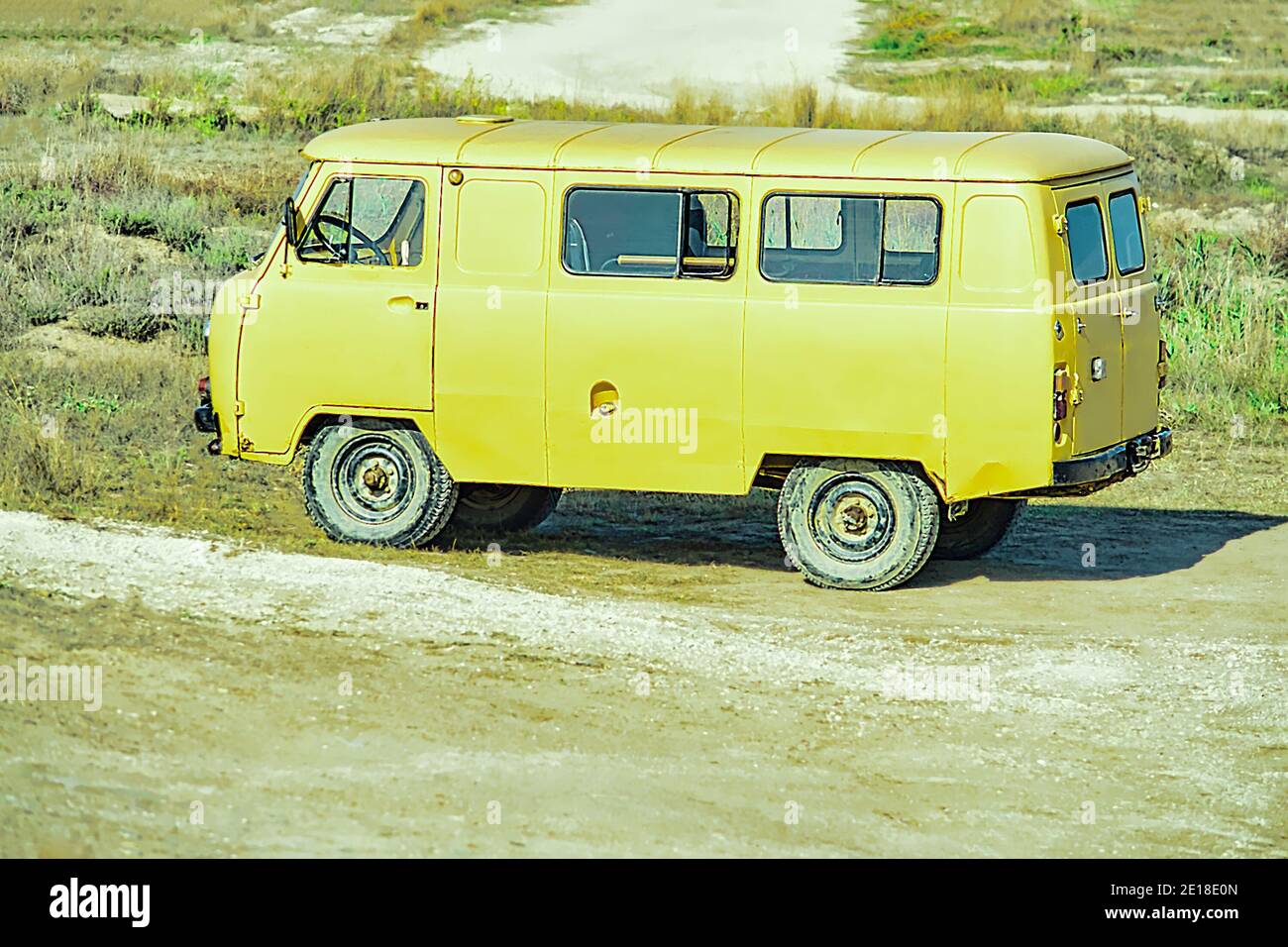 Road side service station hi-res stock photography and images - Alamy