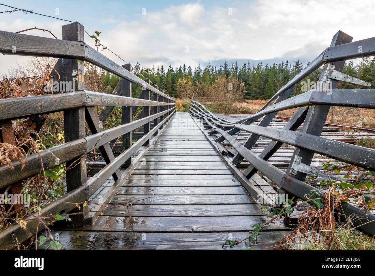 Stone bridge county donegal hi-res stock photography and images - Alamy