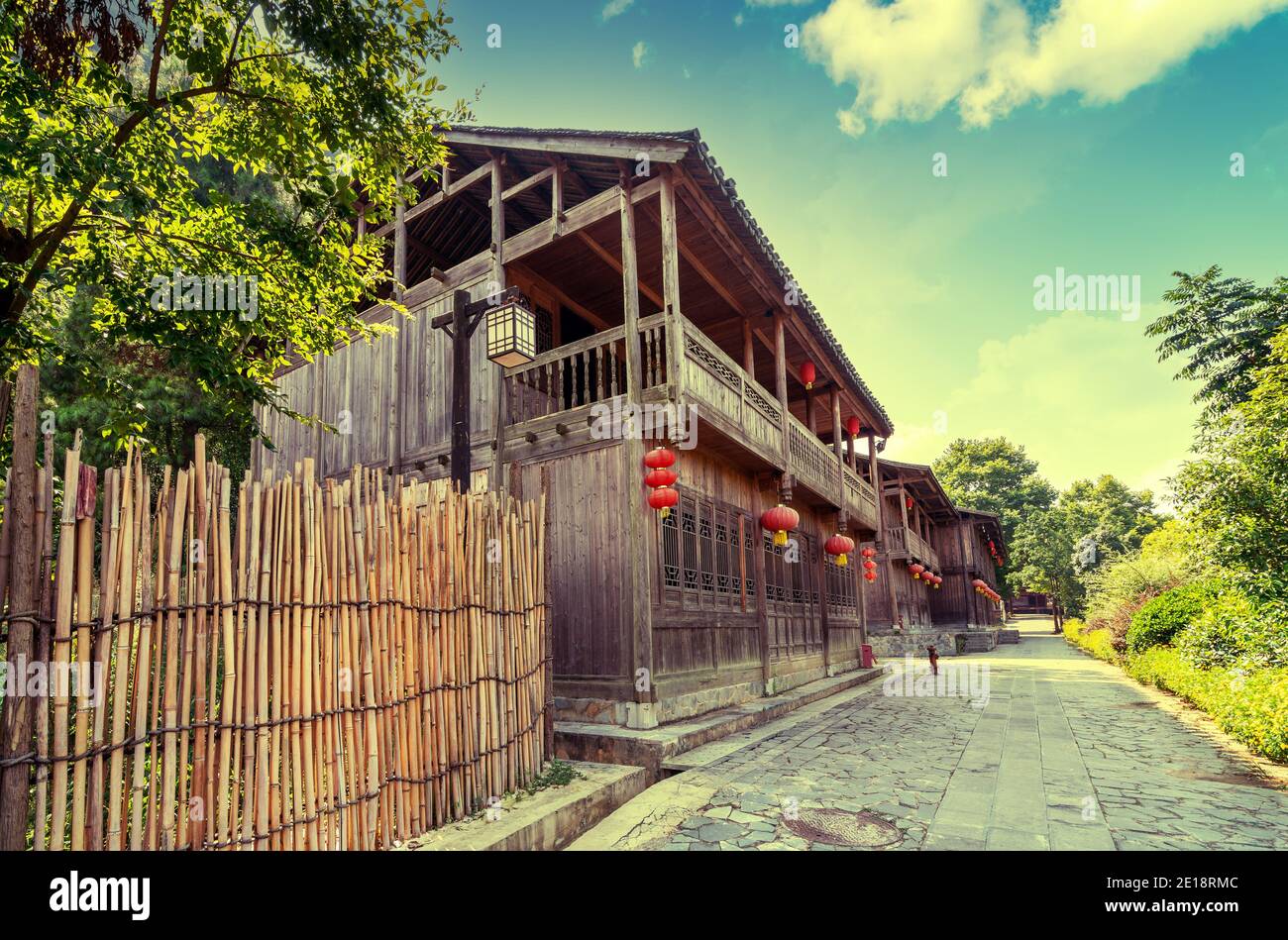 Traditional wooden building hi-res stock photography and images - Alamy