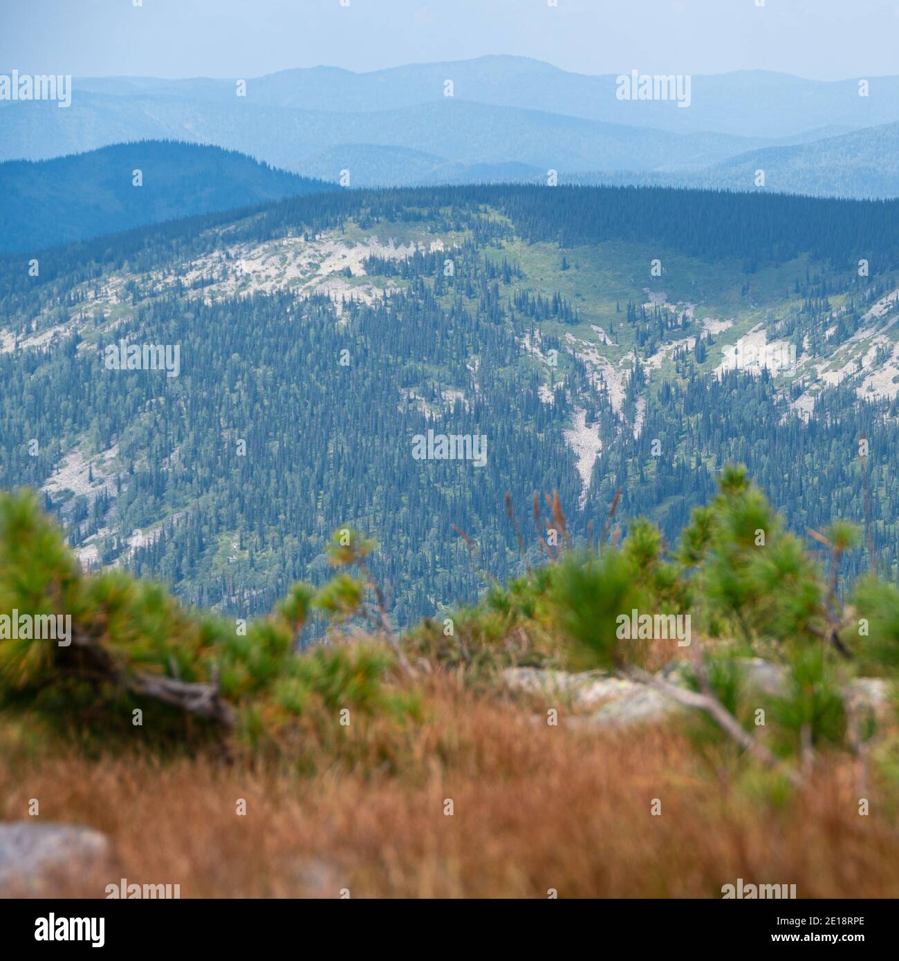 Rocky ridge hillside hi-res stock photography and images - Alamy