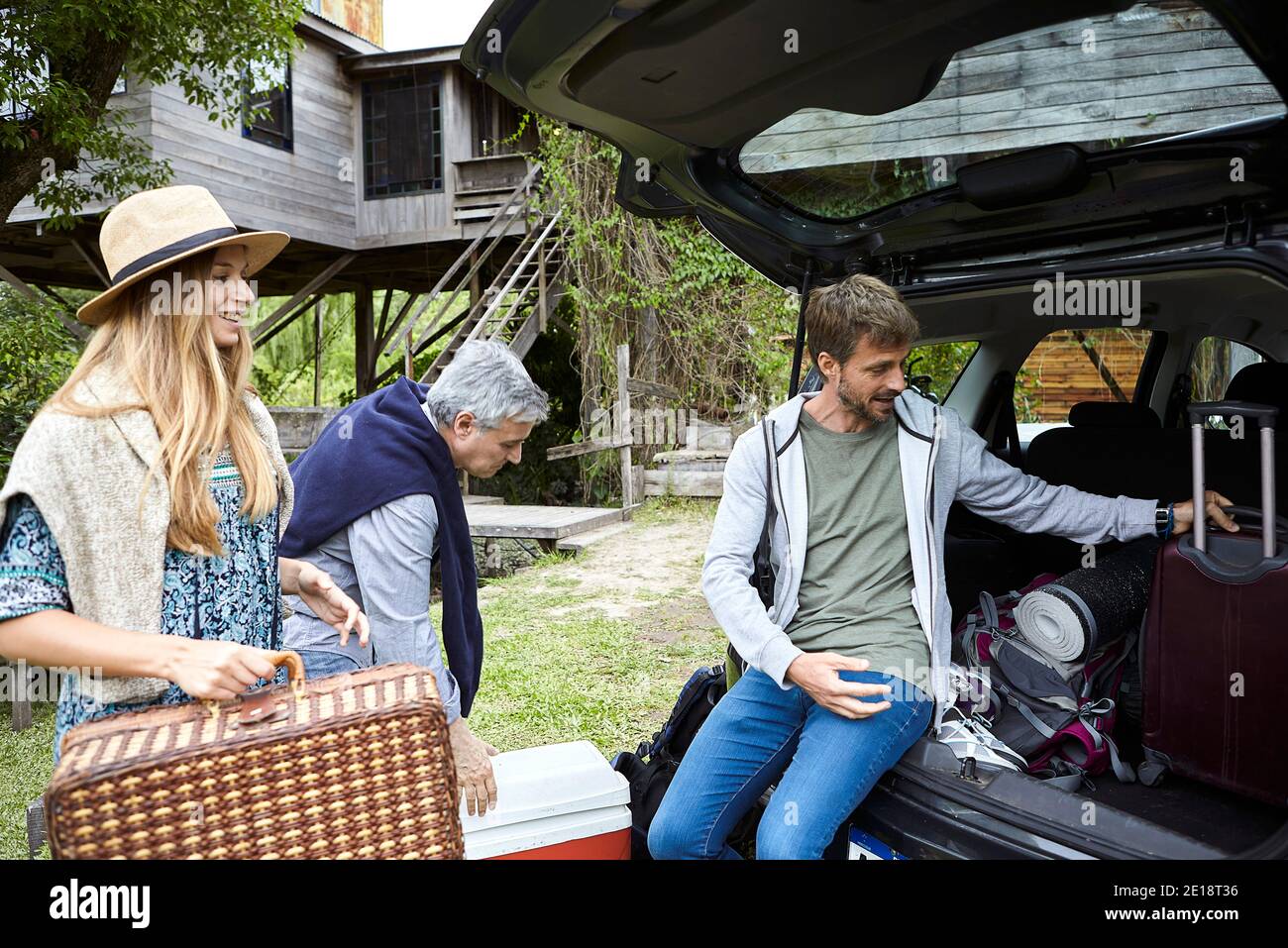 Family going for vacation Stock Photo - Alamy