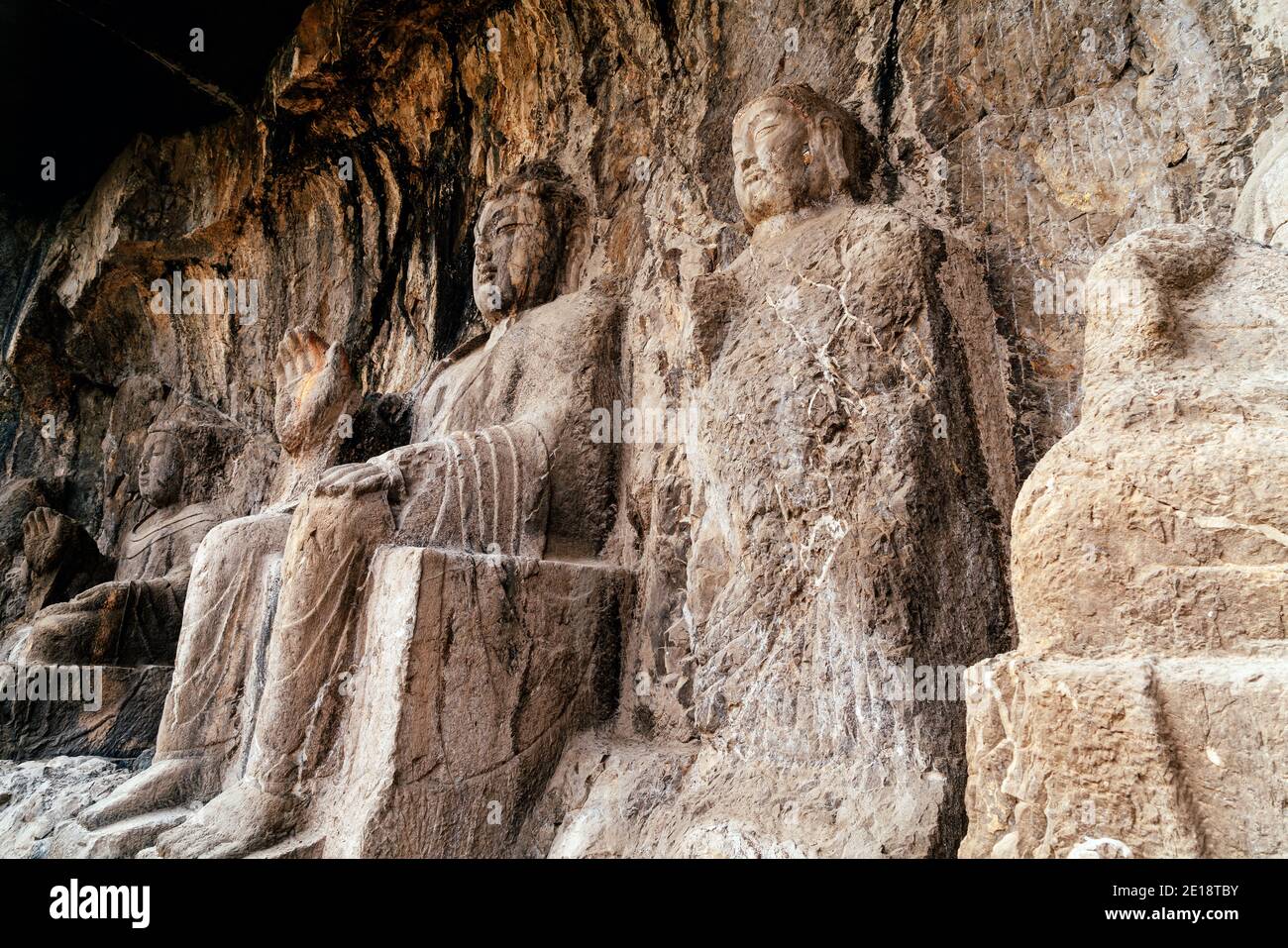 Longmen caves northern hi-res stock photography and images - Alamy