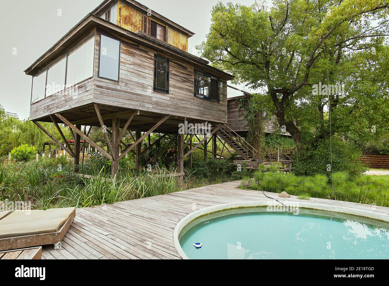 Pool parlor hi-res stock photography and images - Alamy