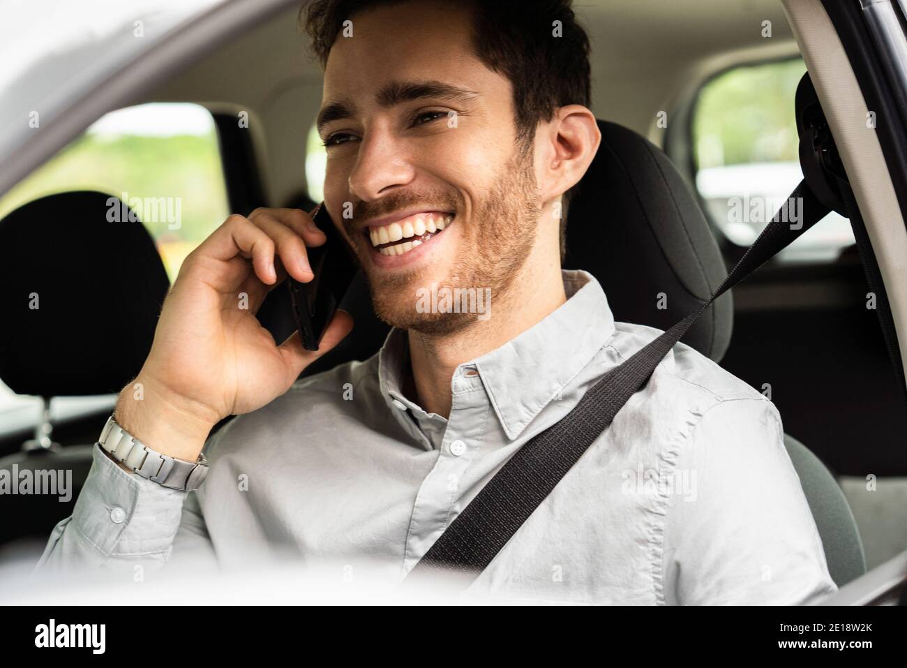 Sitting still in car hi-res stock photography and images - Alamy