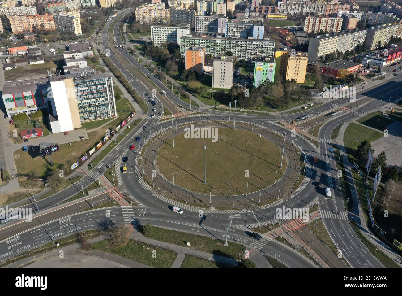 Aerial view of roundabout hi-res stock photography and images - Alamy