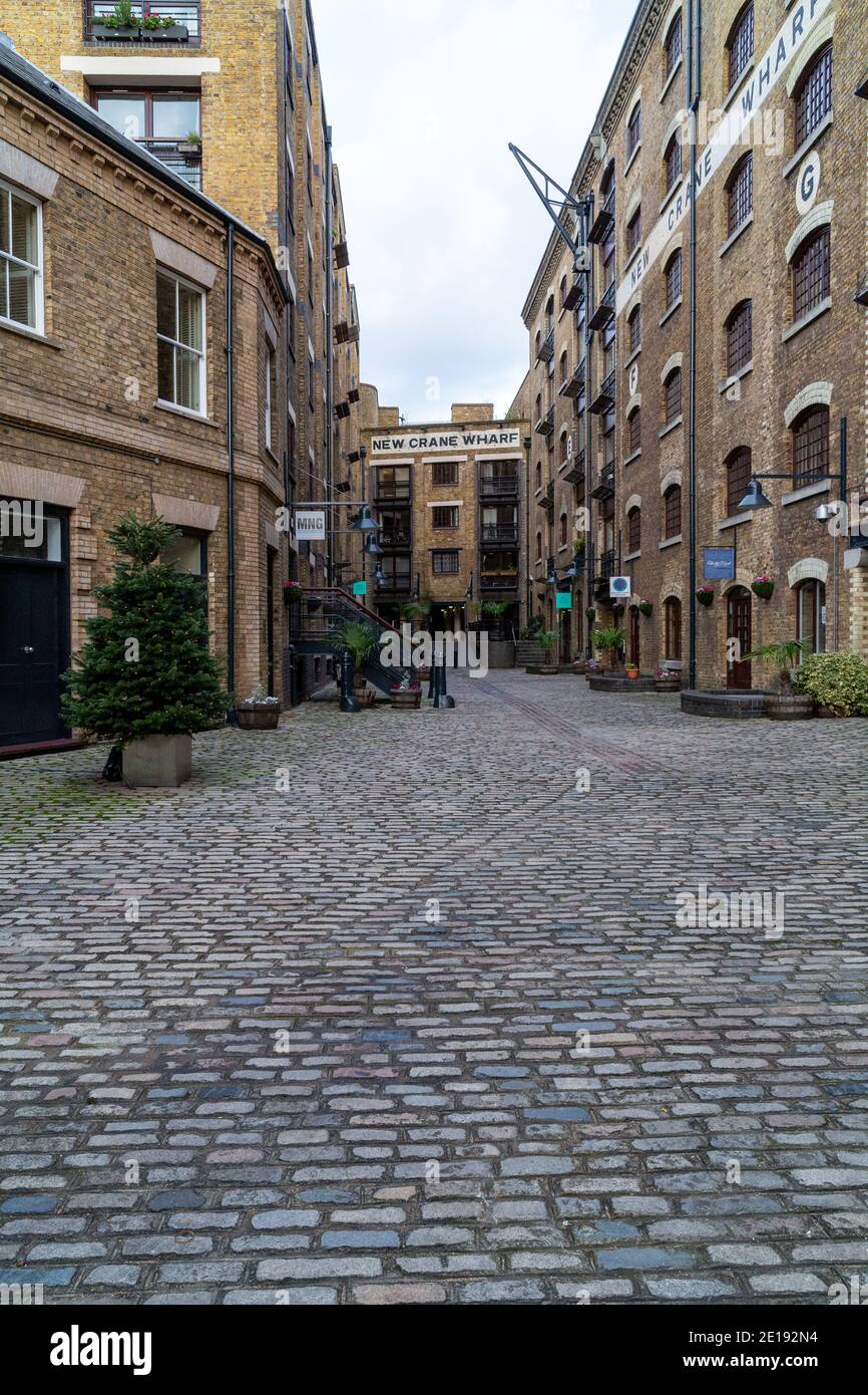 New Crane Wharf, Wapping, London Stock Photo - Alamy