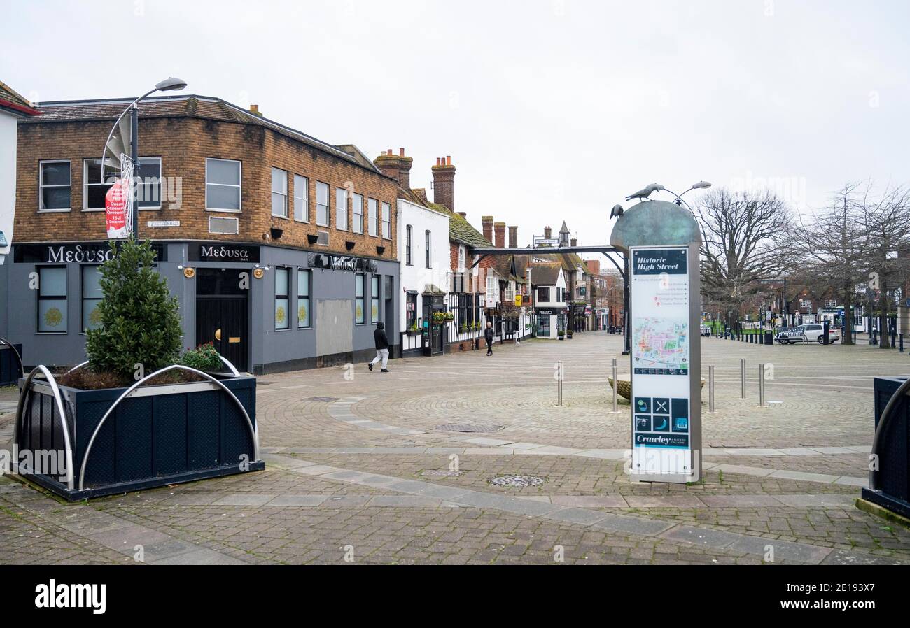 Crawley high street hi-res stock photography and images - Alamy