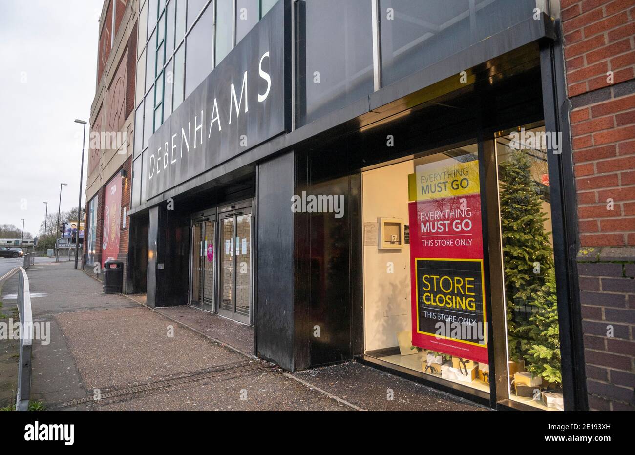 Crawley shopping centre hi-res stock photography and images - Alamy