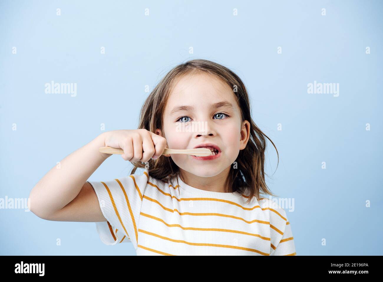 Cleaning tooth brush hi-res stock photography and images - Alamy