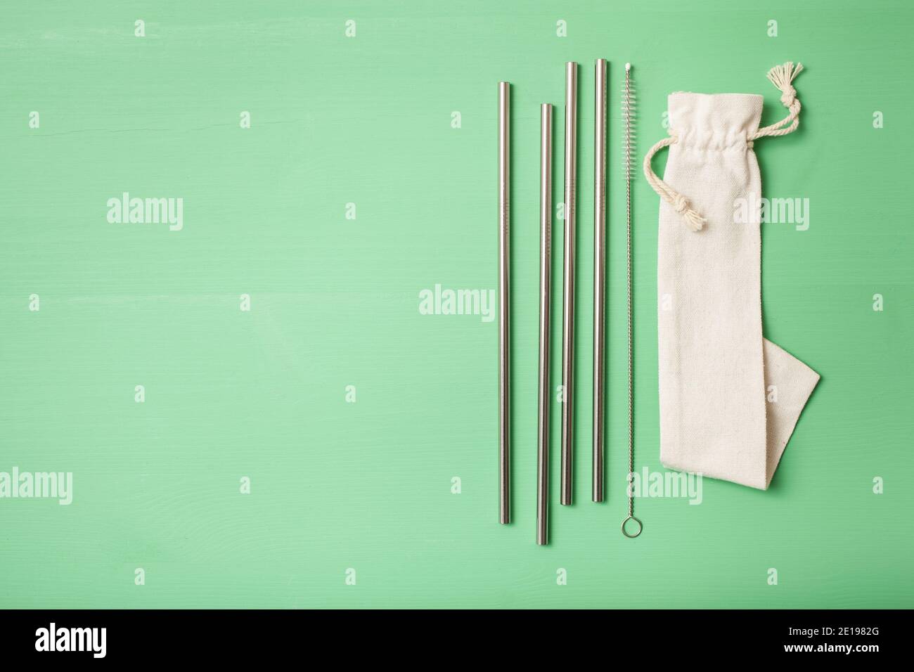 eco-friendly reusable metal drinking straw. zero waste concept Stock ...