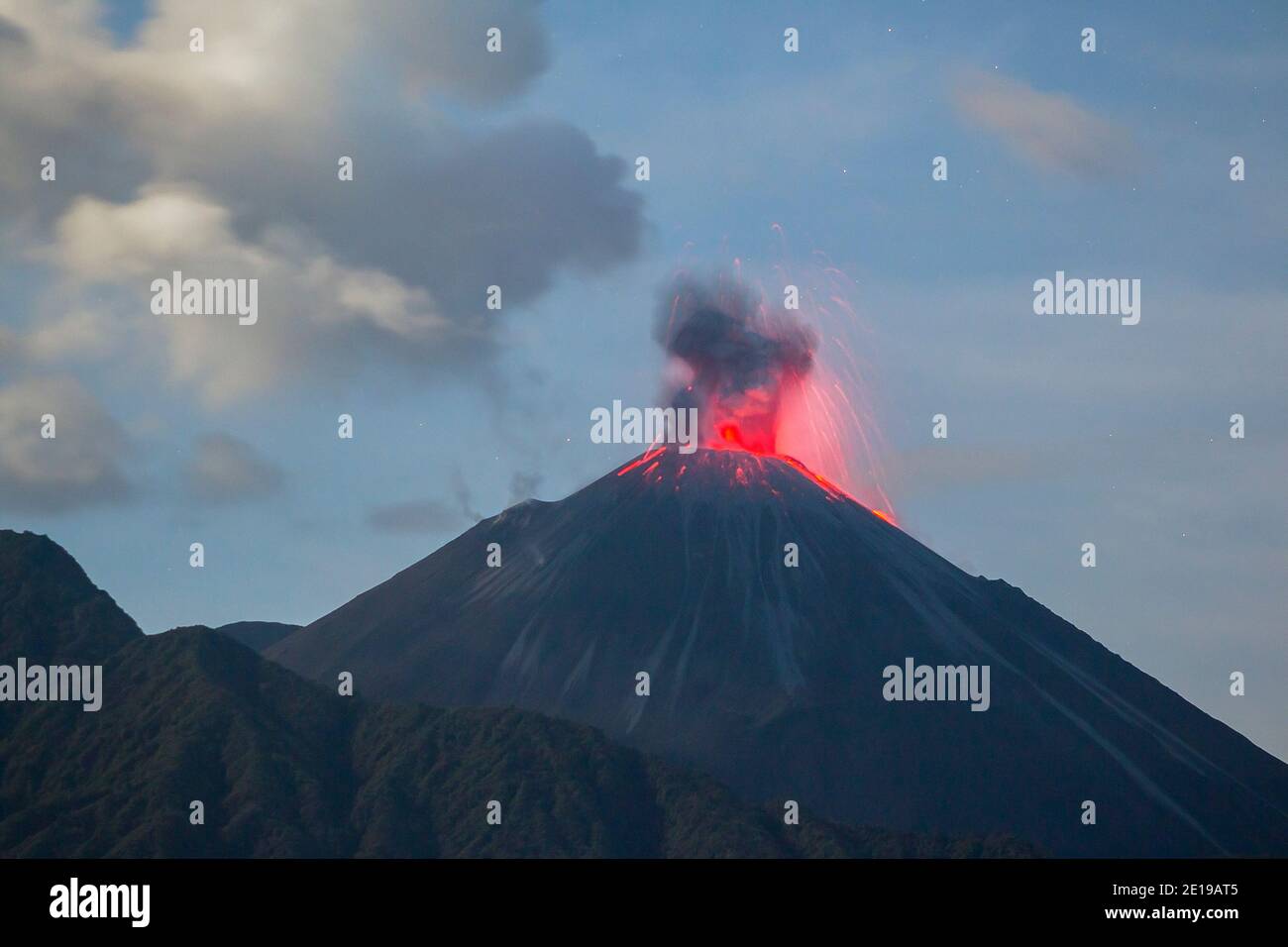 Reventador volcano erupting at night hi-res stock photography and ...