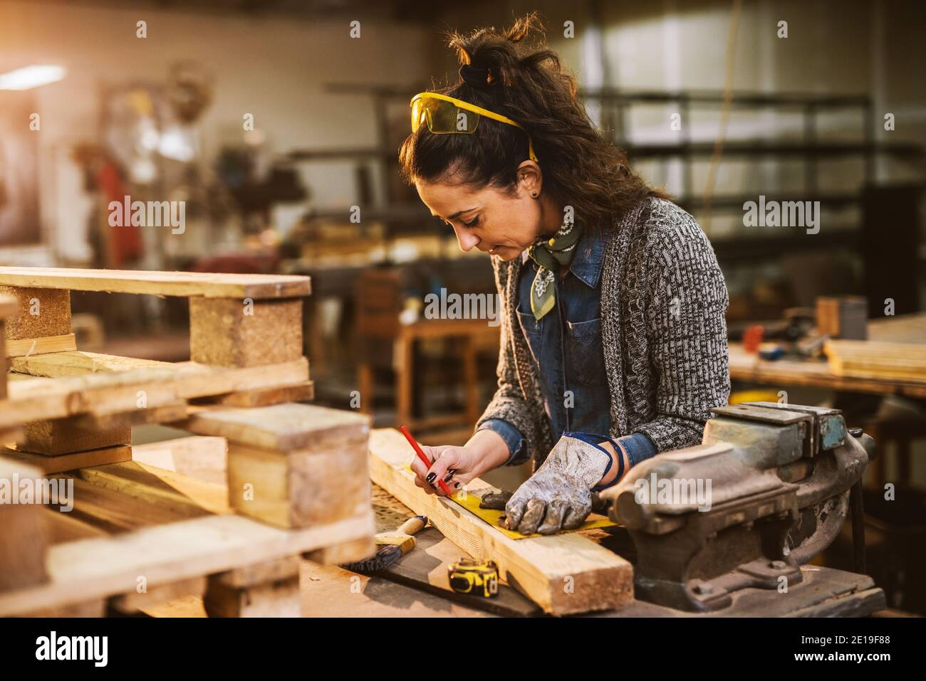 Ruler marks hi-res stock photography and images - Alamy