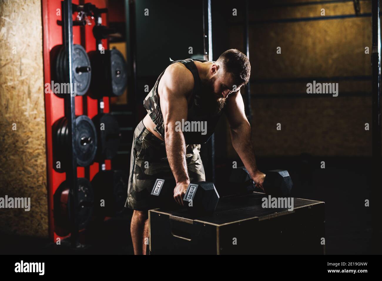 Muscle vest hi-res stock photography and images - Alamy