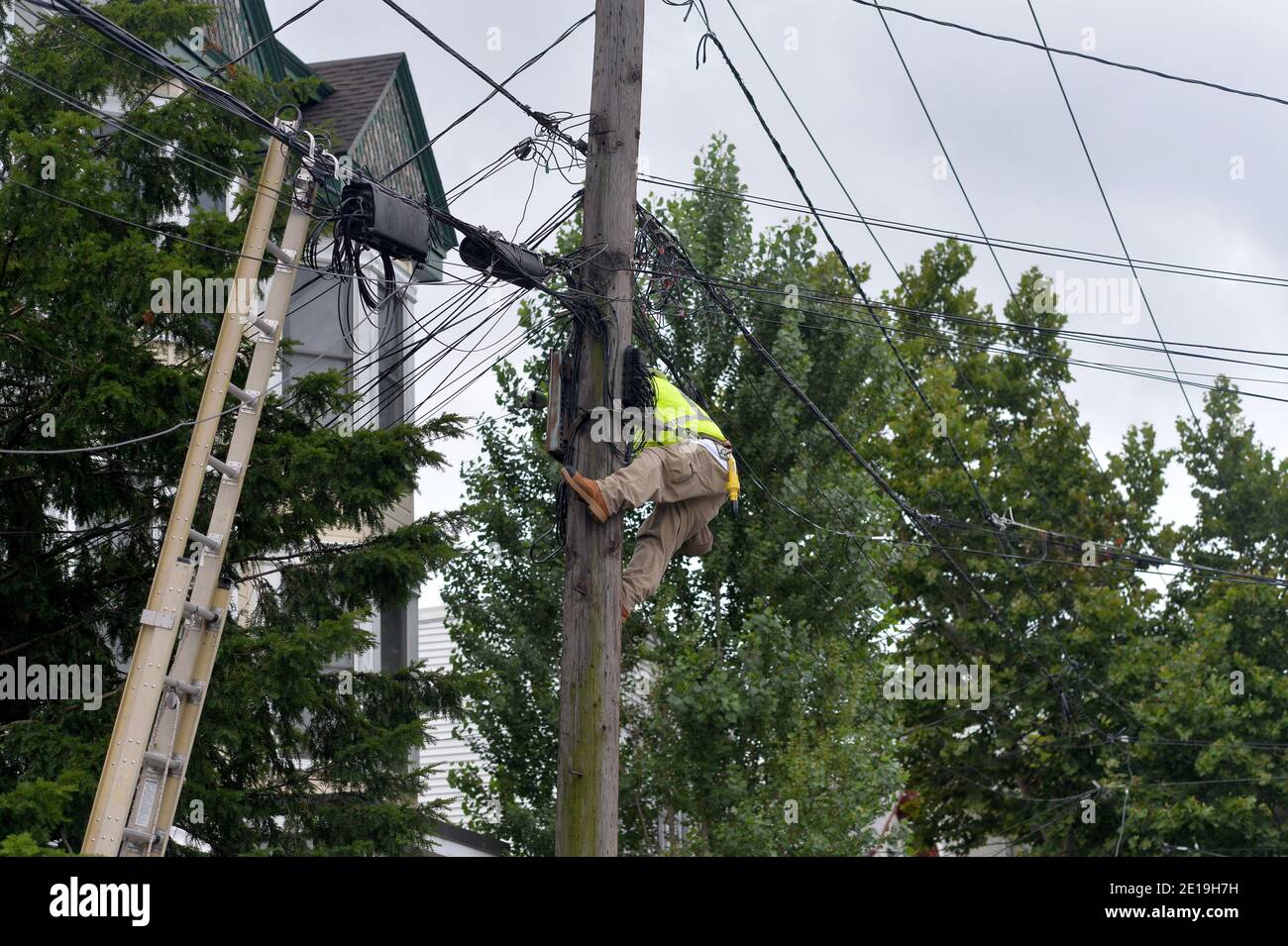 Electric pole damage hi-res stock photography and images - Alamy