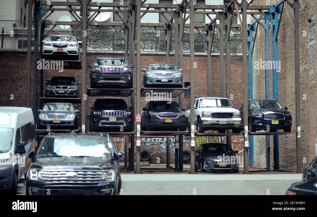 Modern multilevel parking lot in a city Stock Photo - Alamy