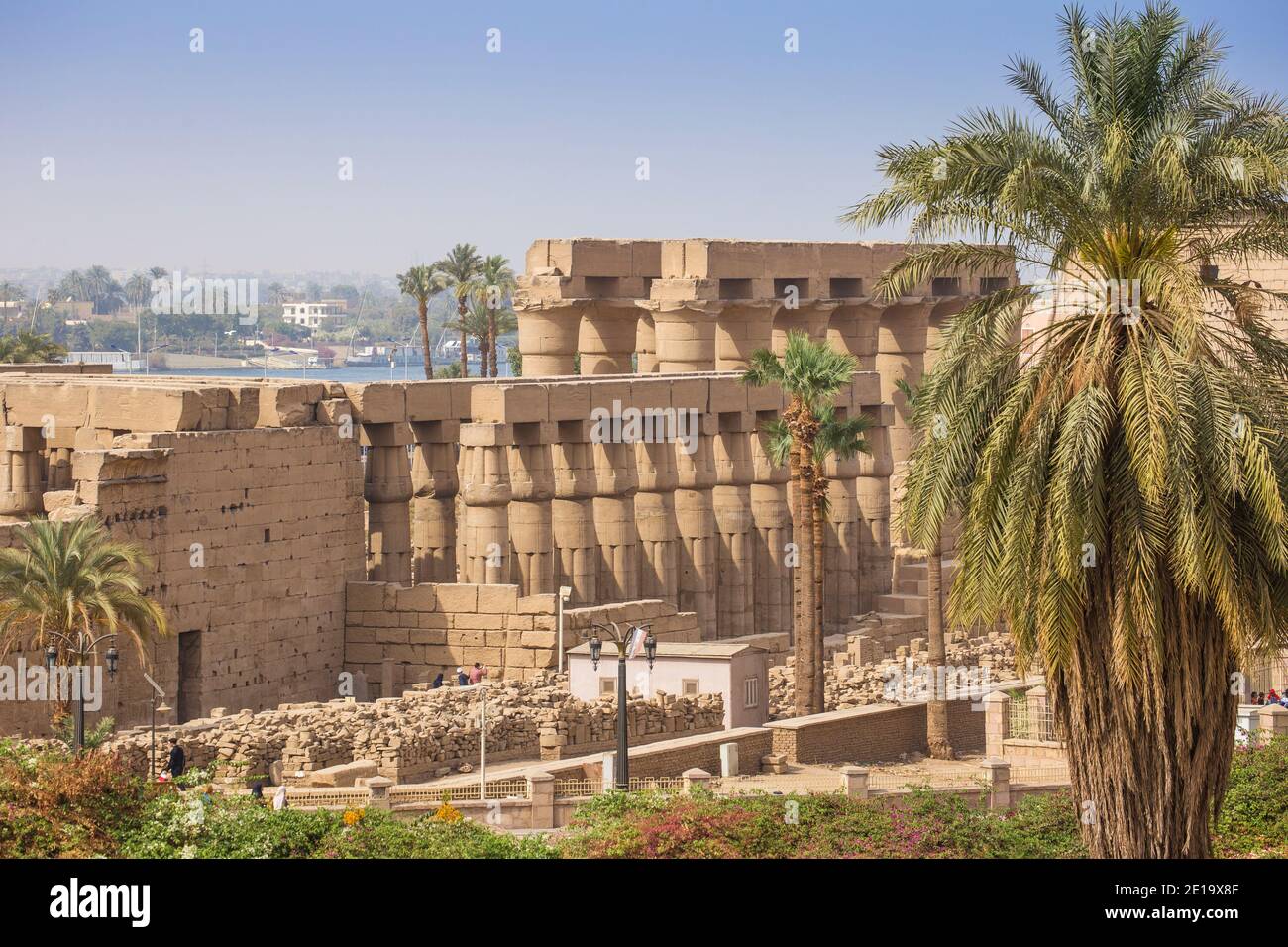 Egypt, Luxor, View of Luxor Temple Stock Photo - Alamy