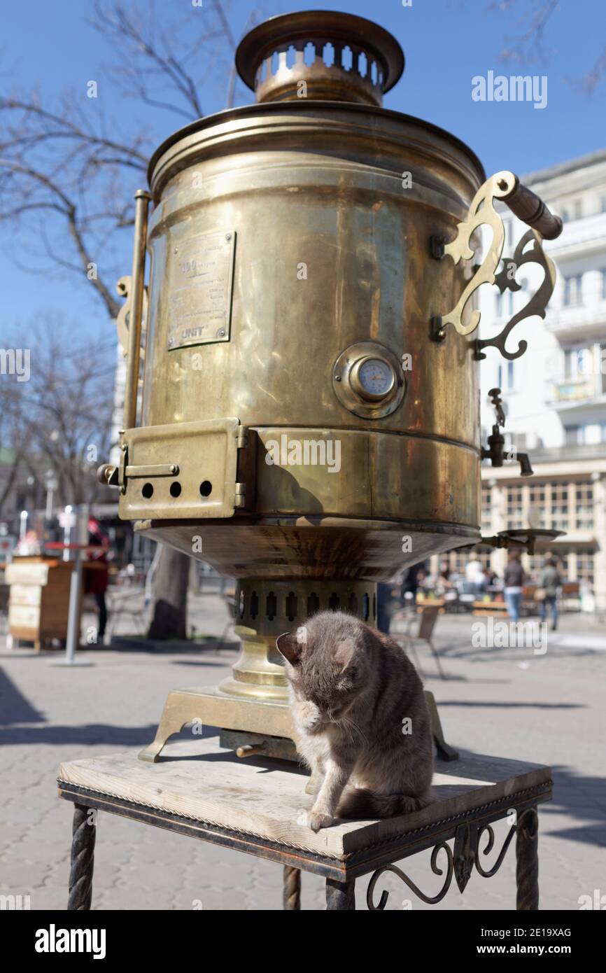 Russian samovar hi-res stock photography and images - Alamy
