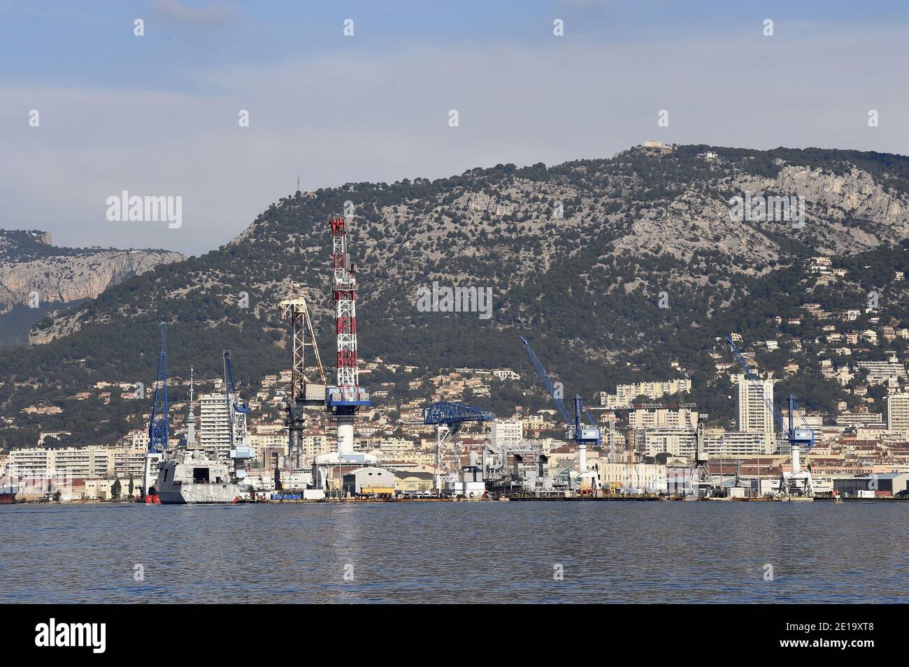 Toulons hi-res stock photography and images - Alamy