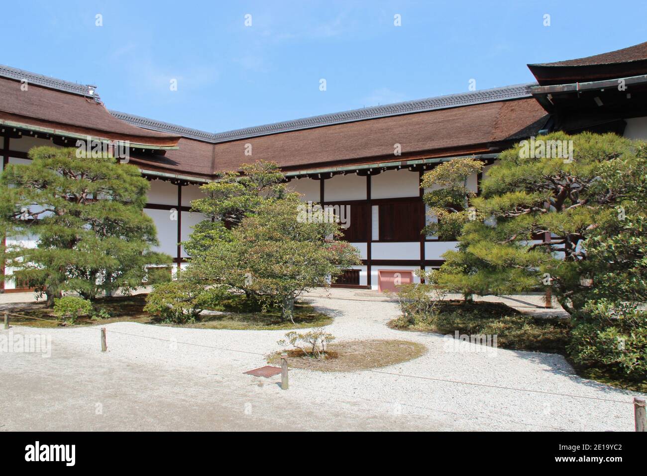 Pavilion court kyoto hi-res stock photography and images - Alamy