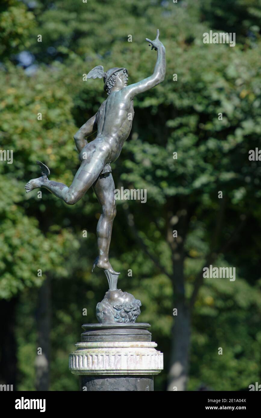 Mercury Bronze Sculpture High Resolution Stock Photography and Images ...