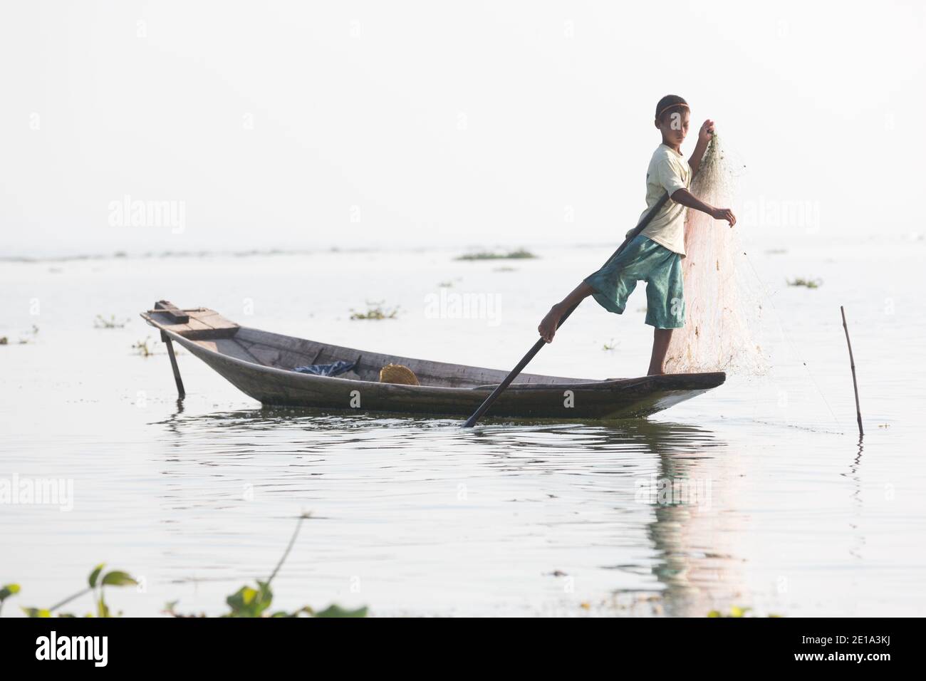 Traditional intha costume hi-res stock photography and images - Alamy