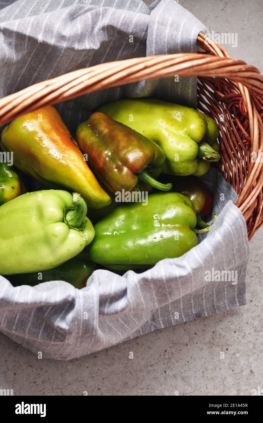 Bell pepper basket hi-res stock photography and images - Alamy