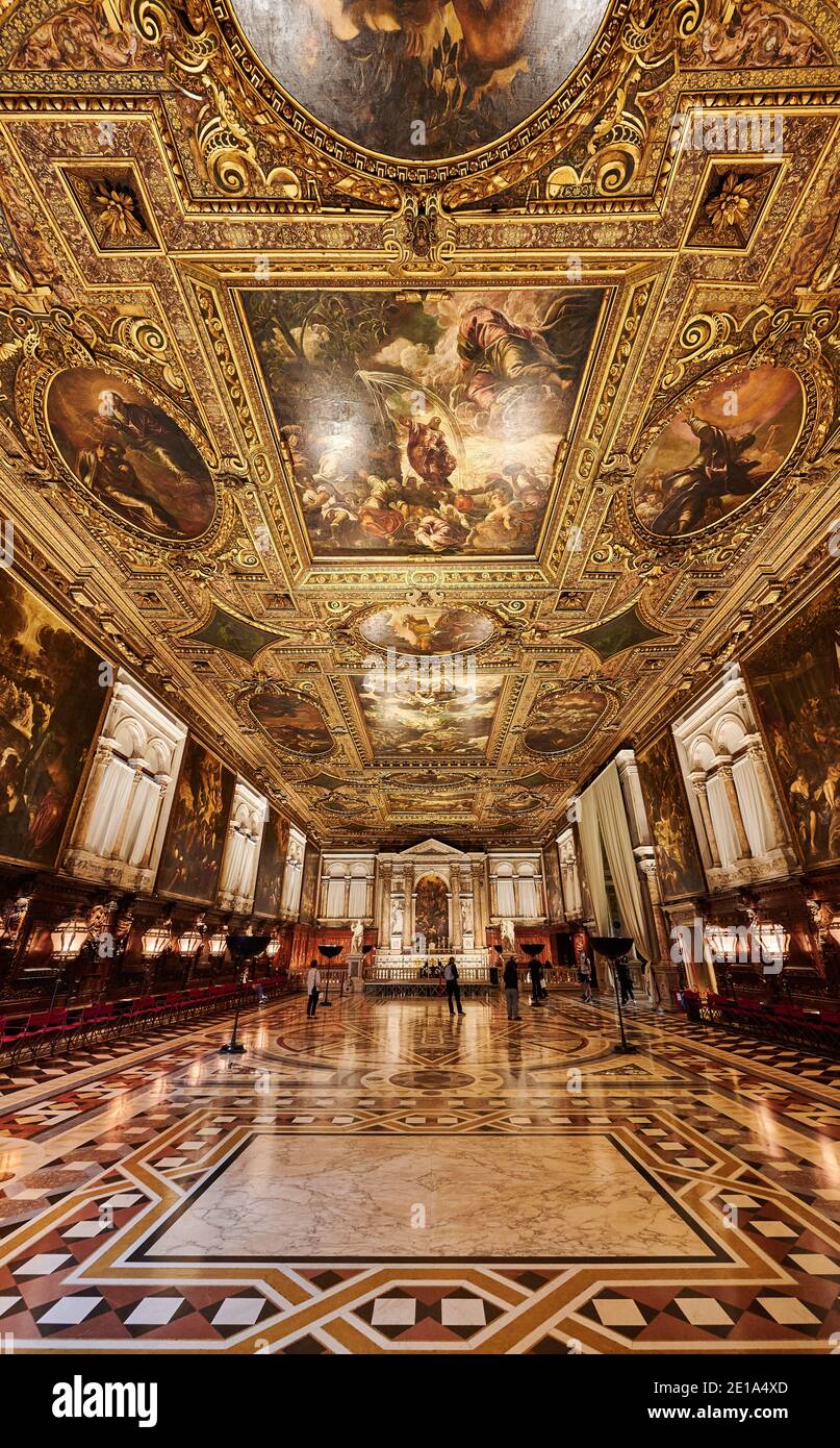 Chapter room hi-res stock photography and images - Alamy