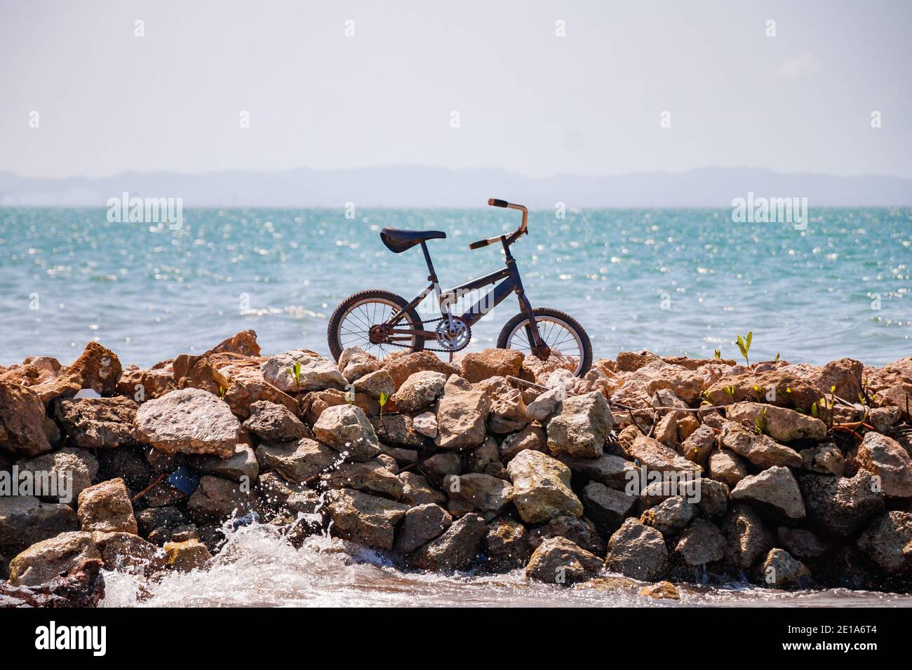 Simplistic scenery hi-res stock photography and images - Alamy