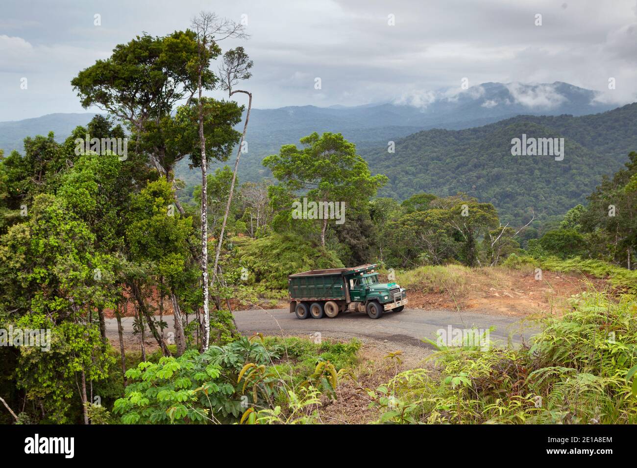 Guna yala forest hi-res stock photography and images - Alamy