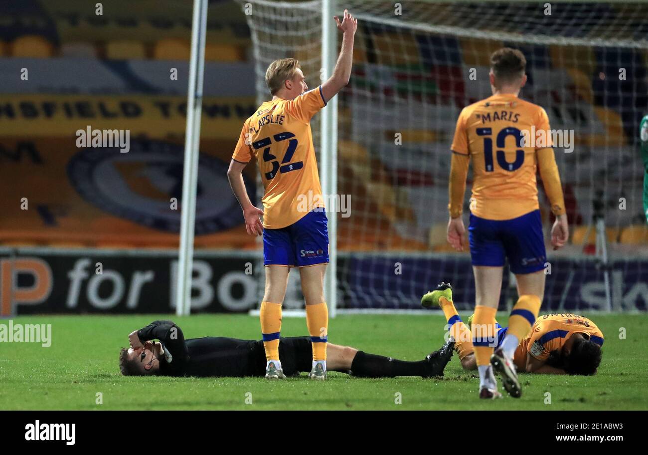 Injured player referee hi-res stock photography and images - Alamy