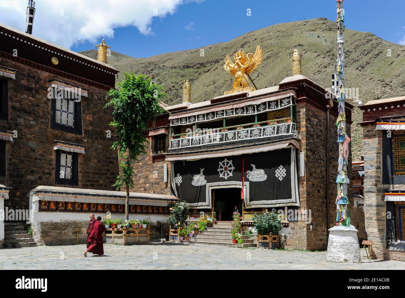 Mindroling Monastery - Zhanang County, Shannan Prefecture, Tibet ...