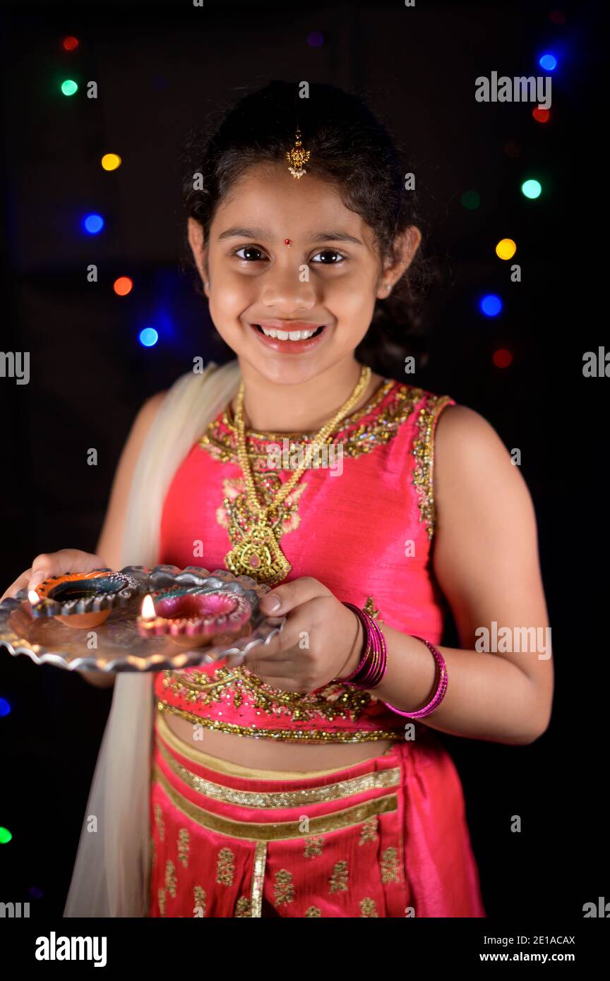 Deepavali festival of lights hi-res stock photography and images - Alamy