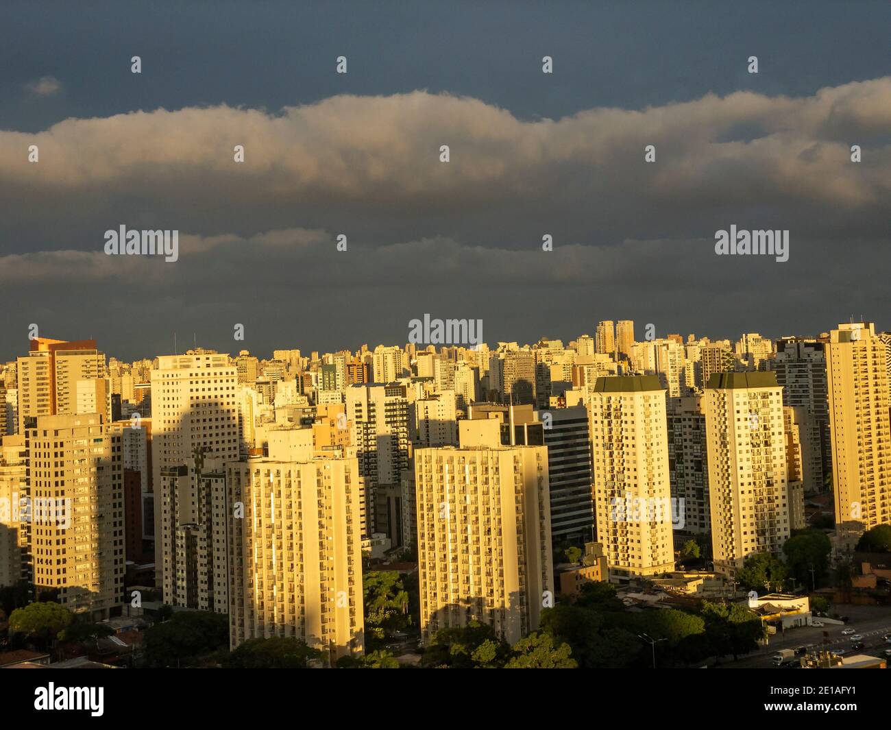 Sao paulo sunrise hi-res stock photography and images - Alamy