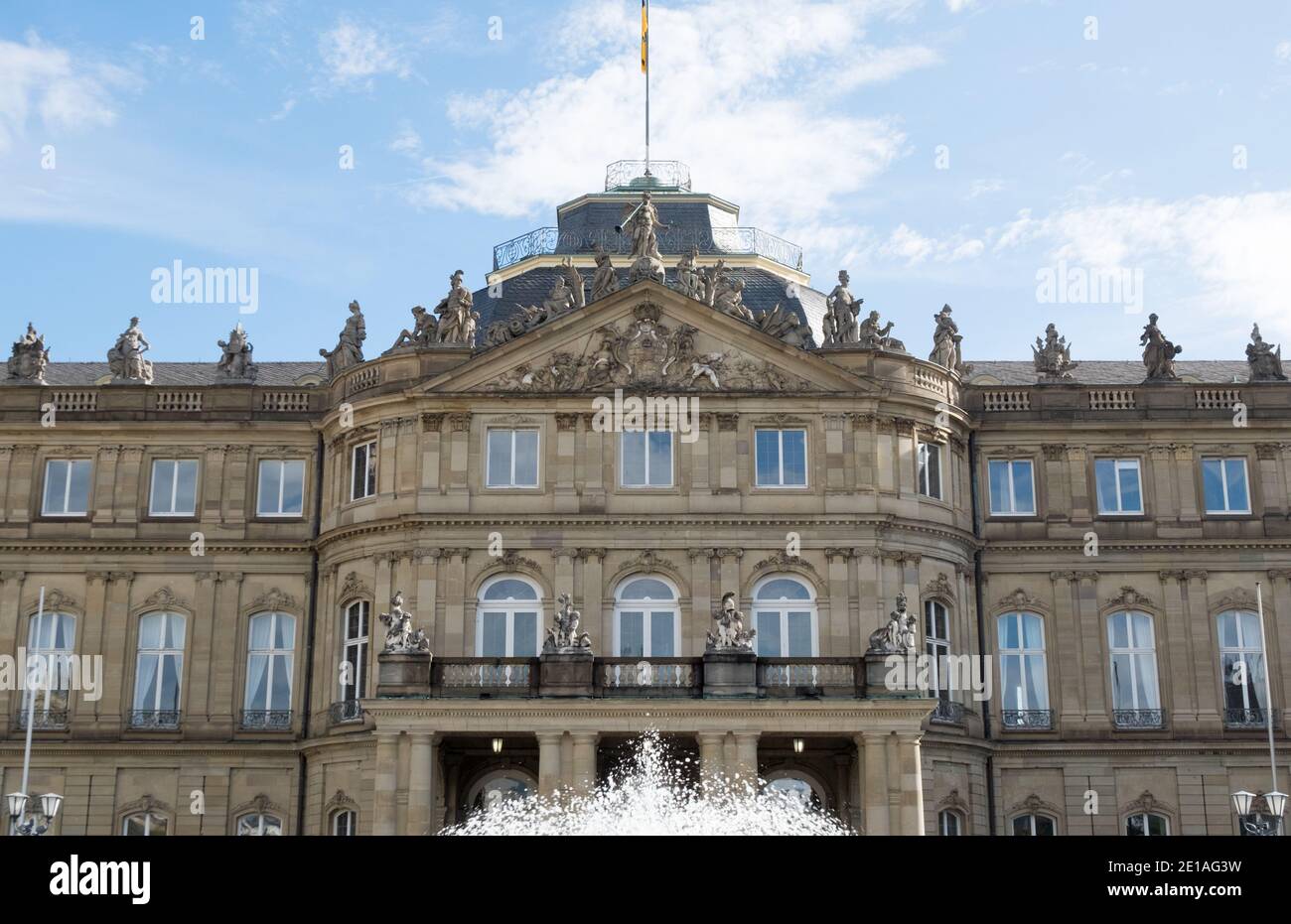 Woman stands in royal palace hi-res stock photography and images - Alamy