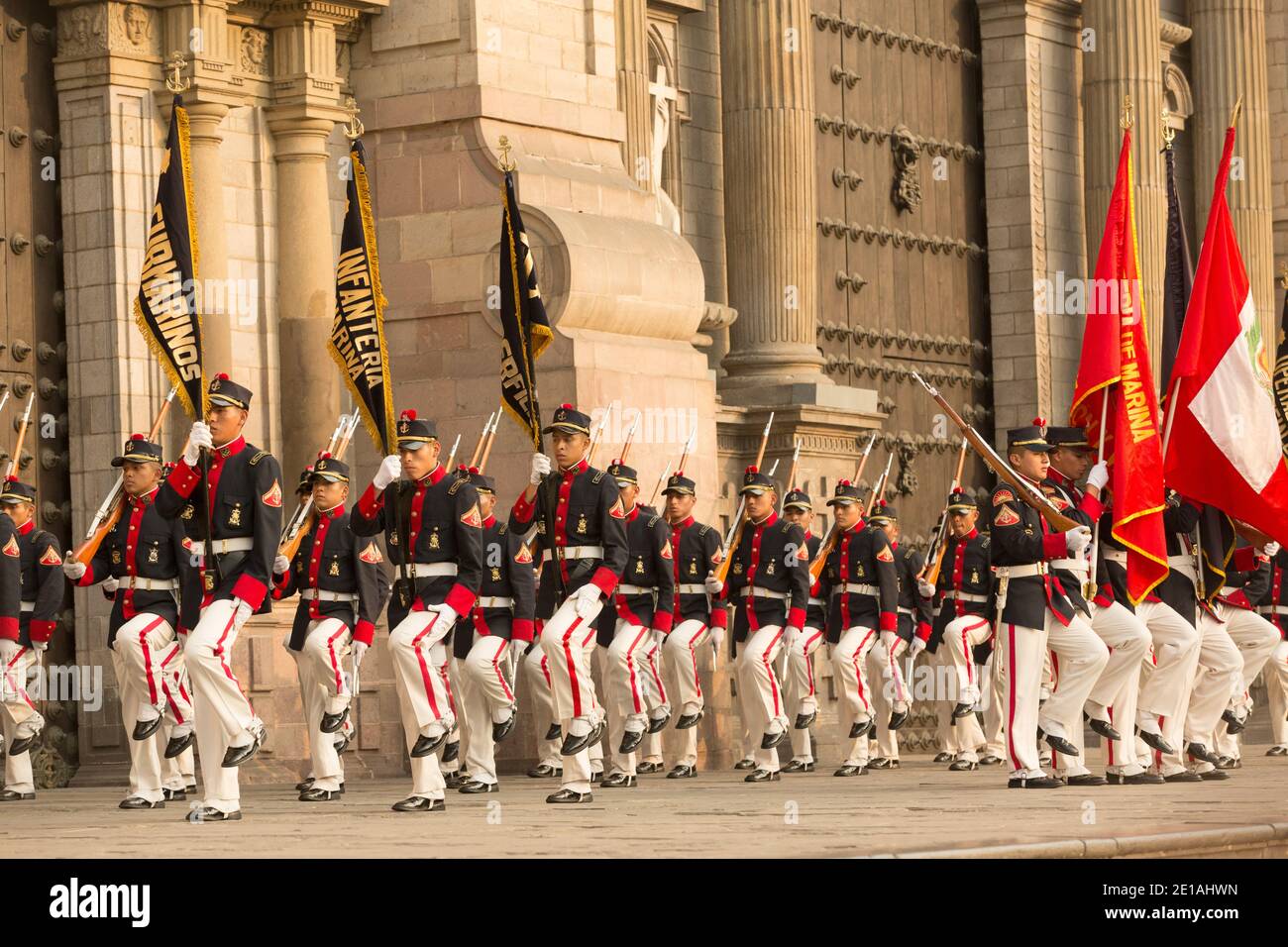 Soldiers take part in the changing of the guard ceremony in Plaza de ...
