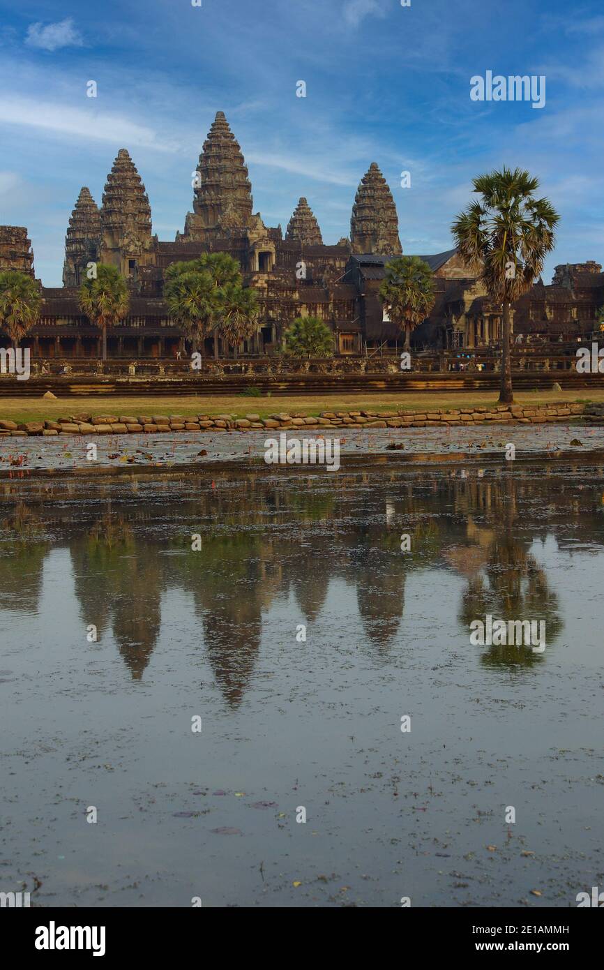 Sunset, central gopura towers and reflecting pool, Angkor Wat, Cambodia ...