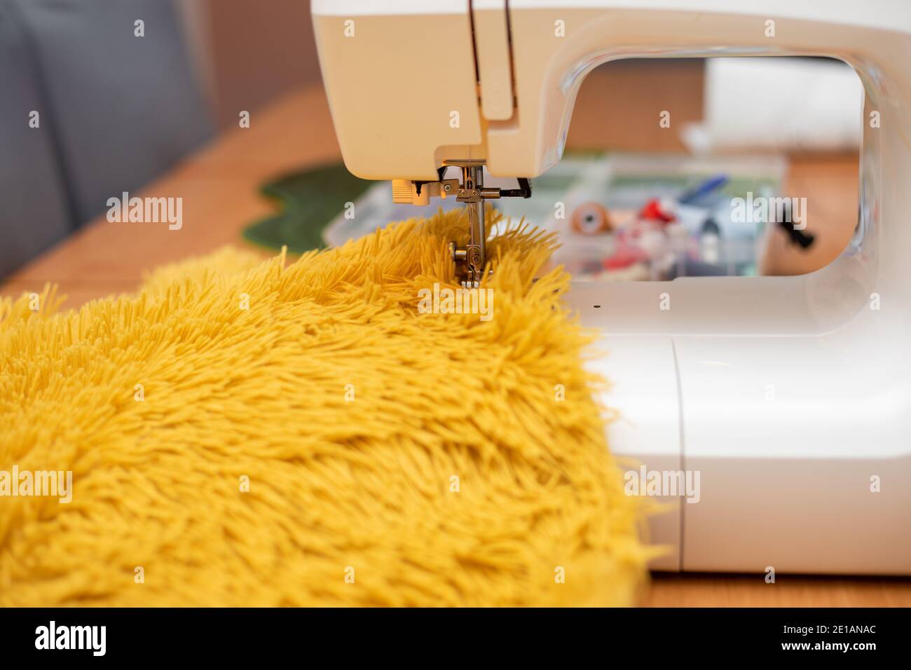 Fur machine hi-res stock photography and images - Alamy