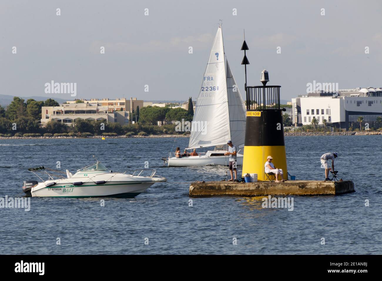 Sete, France. 12th Aug,2018.View of the Thau lagoon with shellfish ...