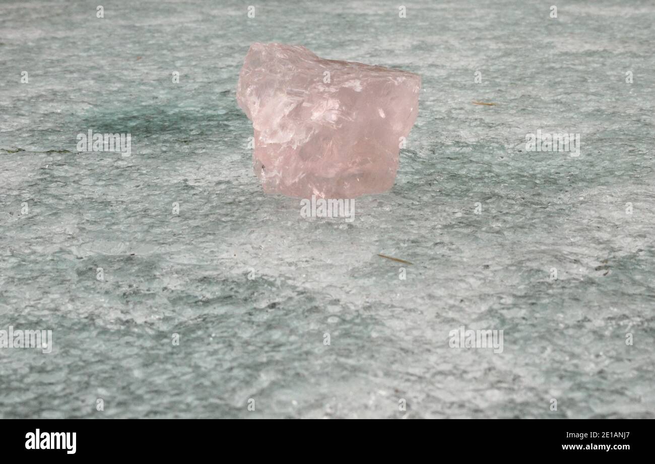 Quartz rose texture hi-res stock photography and images - Alamy