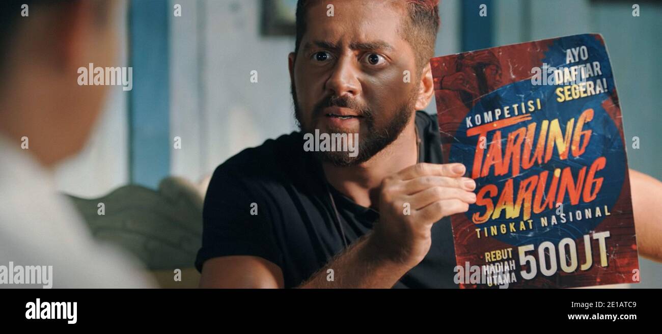 TARUNG SARUNG, from left: Arman Dewarti, Cemal Farukh, 2020. © Netflix ...