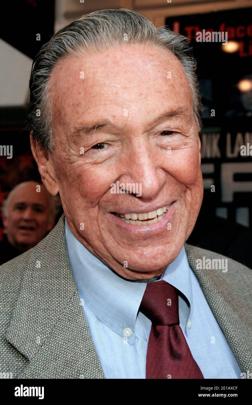 Mike wallace hi-res stock photography and images - Alamy