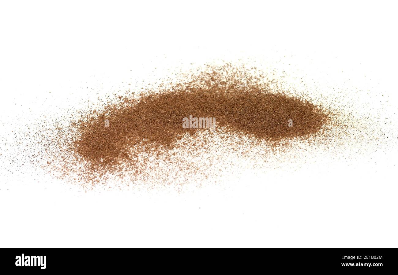 cinnamon powder isolated on a white background Stock Photo - Alamy